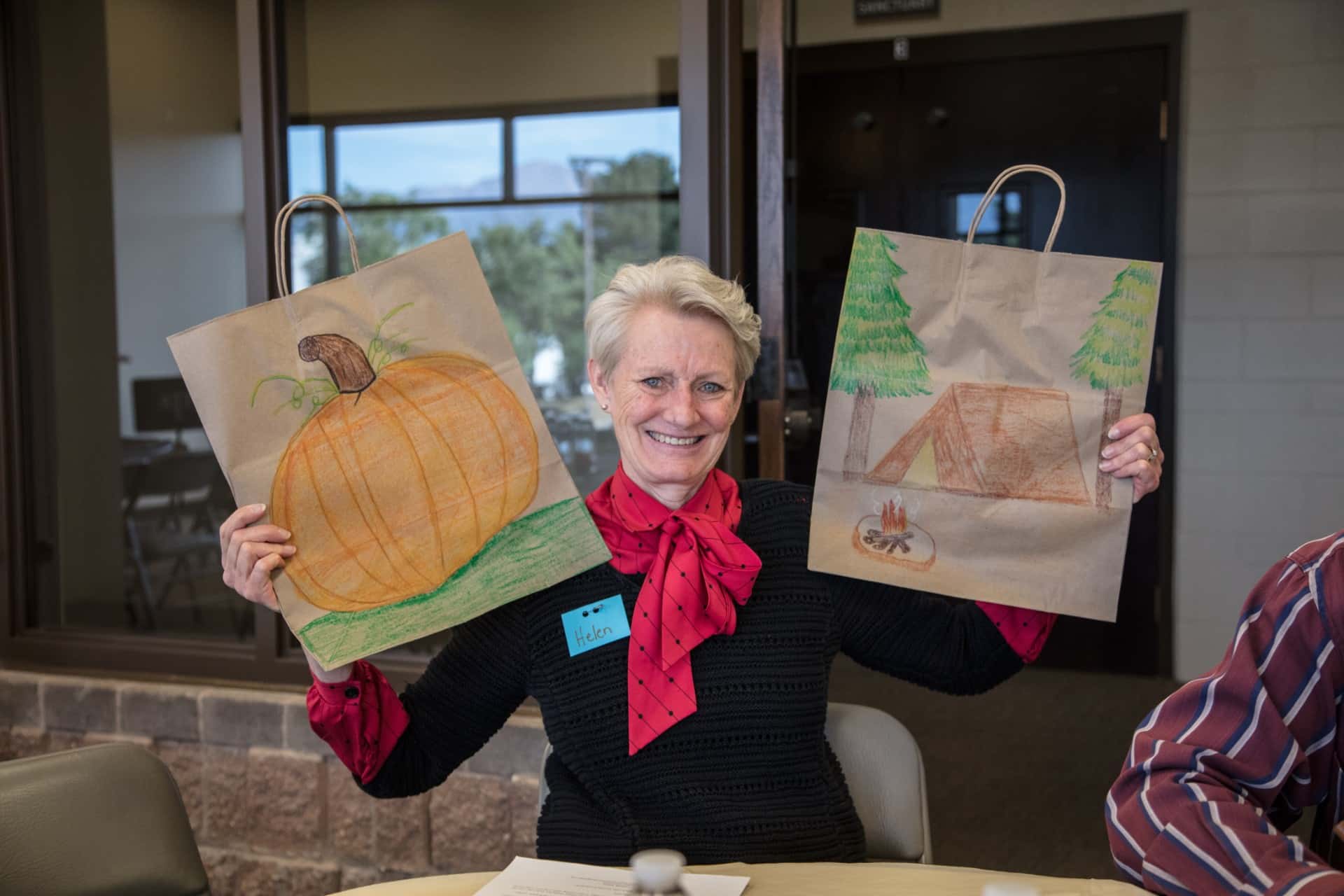 Meal Bag Art Inspires Dietitian To Volunteer - Project Angel Heart